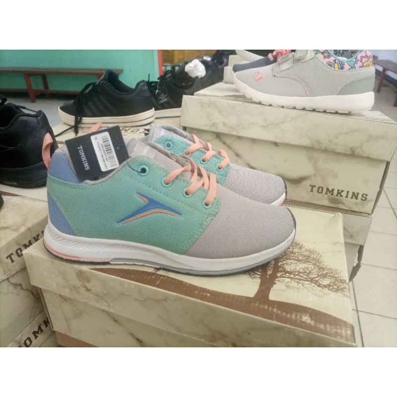 Jual Tomkins Harga Sepatu Terlengkap & Harga Terbaru Juni 2026 | Shopee ...