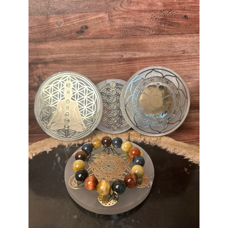 Jual Charging Dock selenite Golden Carving Plate | Shopee Indonesia