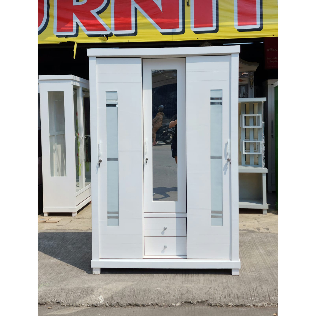 Jual LEMARI PAKAIAN 3 PINTU / LEMARI BLOKTIK | Shopee Indonesia