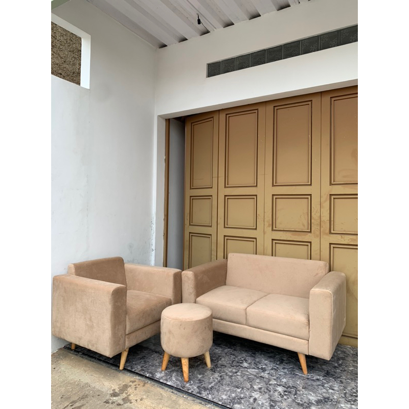 Jual sofa set ruang tamu dua plus satu seater plus stool harga murah ...