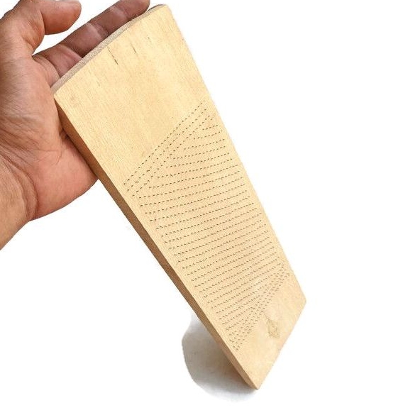 Jual Parut kelapa tradisional / parutan kelapa kayu | Shopee Indonesia