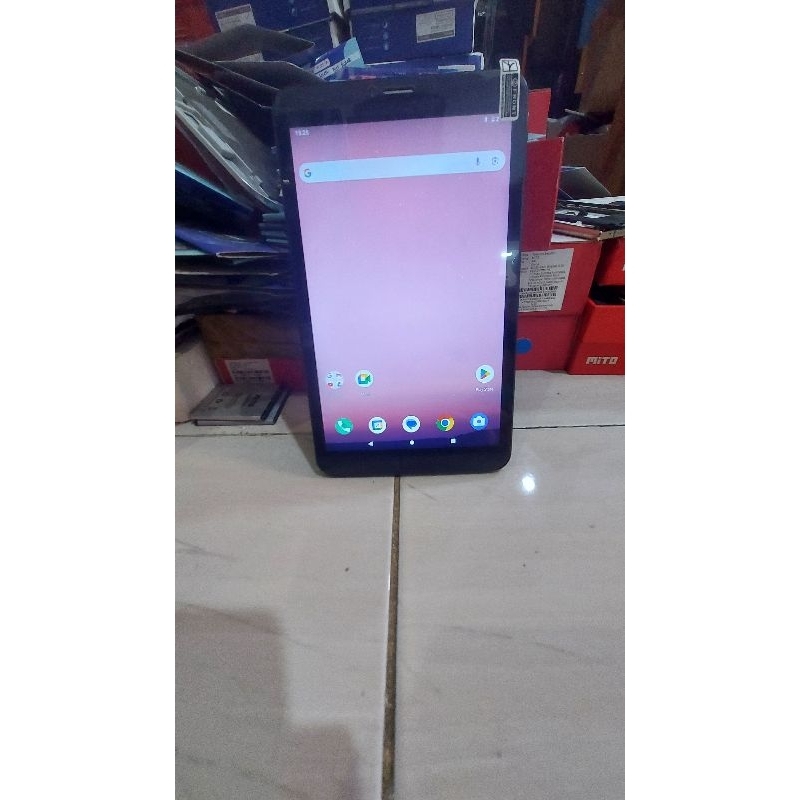 Jual Tablet maxtron genio 8 inc ram 3GB sinyal 4g like new | Shopee ...
