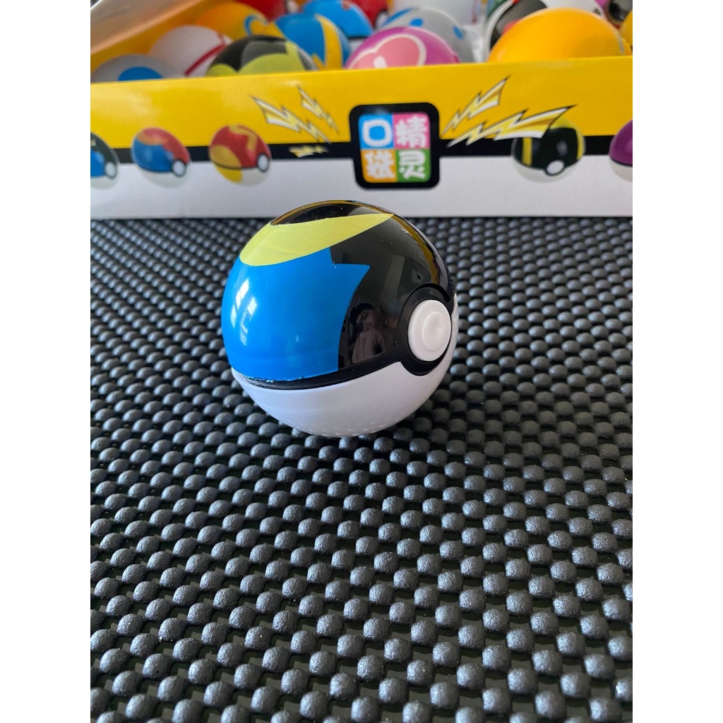 Jual Mainan Anak-anak bola Pokemon, Action figure Random Pokemon GO ...