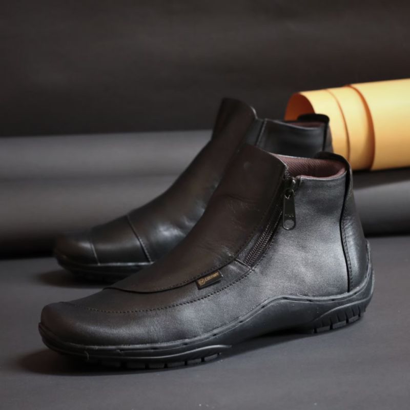 Jual SEPATU PRIA SEMI BOOTS KULIT ASLI RESLETING ZIPPER-SEPATU KERJA ...