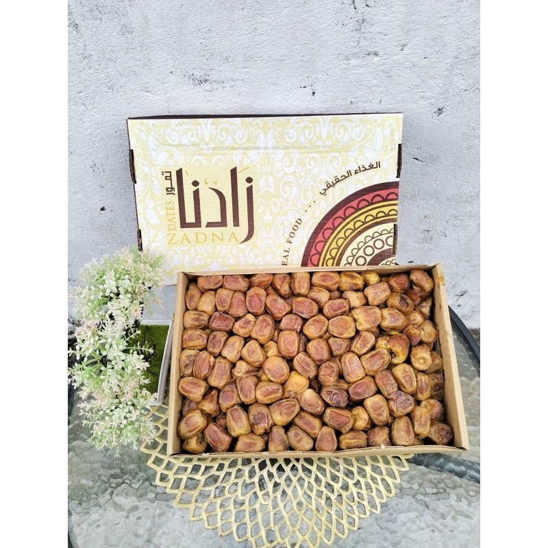 Jual Kurma Sukari Zadna 1box isi 3kg | Shopee Indonesia