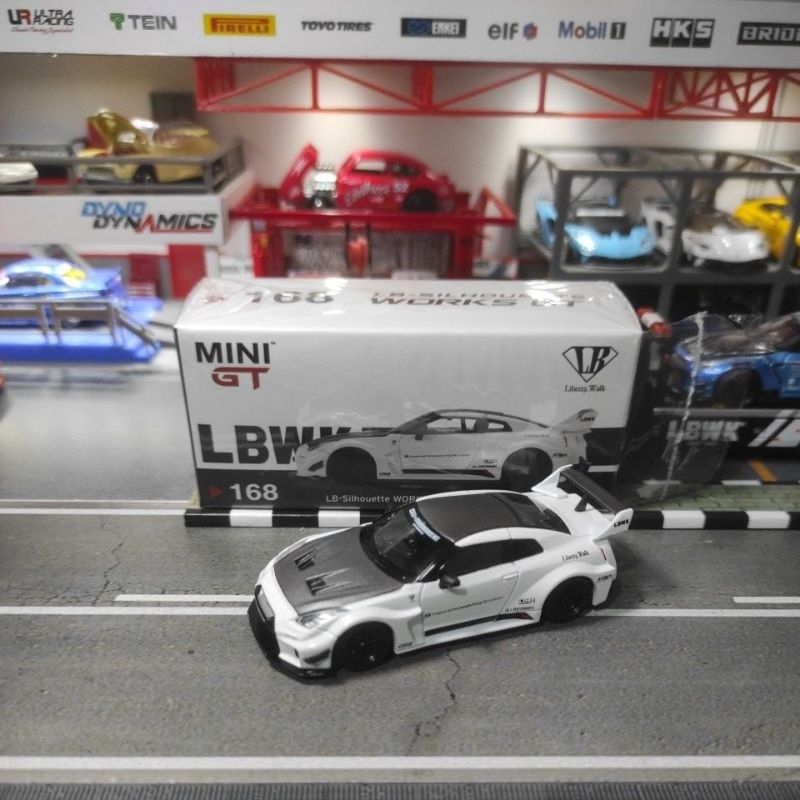 Jual mini gt nissan r35 lbwk white #168 | Shopee Indonesia