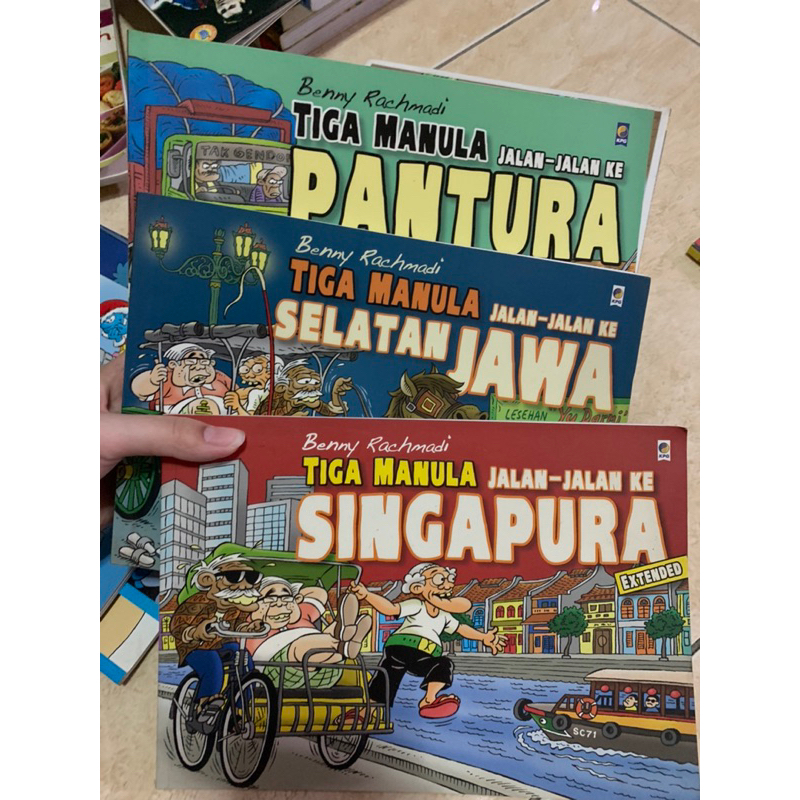 Jual KOMIK TIGA MANULA JALAN JALAN ORIGINAL | Shopee Indonesia