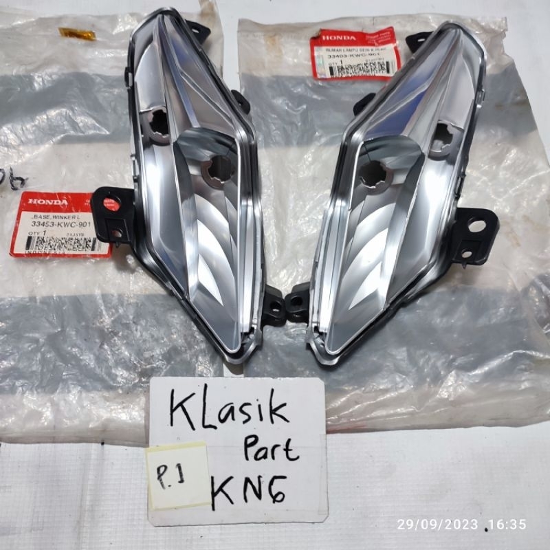 Jual Lampu reflektor rumah sein sen depan honda cs1 cs 1 one original ...