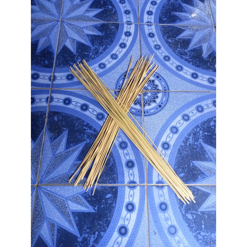 Jual 110 batang Stik bambu layangan ukuran 55cm diameter 3mm | Shopee ...