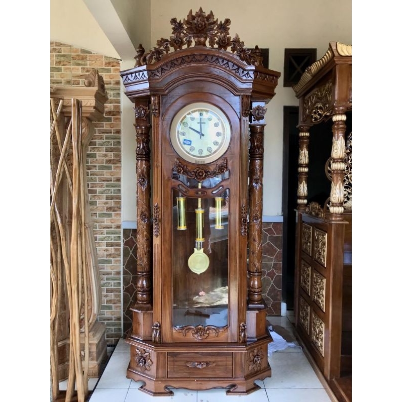 Jual Lemari Jam Hias Kayu Jati Model Mawar Sudah Finishing + Bandul Jam ...
