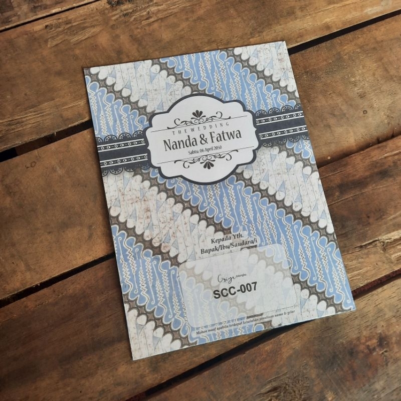 Jual kartu undangan pernikahan backround batik lipat 3 | Shopee Indonesia
