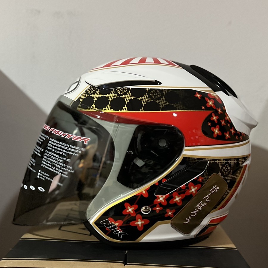 Jual HELM NHK R1 SINGLE VISOR MANEKI NEKO WHITE RED HELM NHK HALF FACE ...