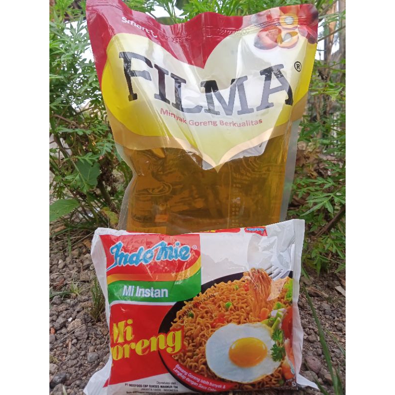Jual Minyak Filma 2L + Indomie goreng 4 pcs | Shopee Indonesia