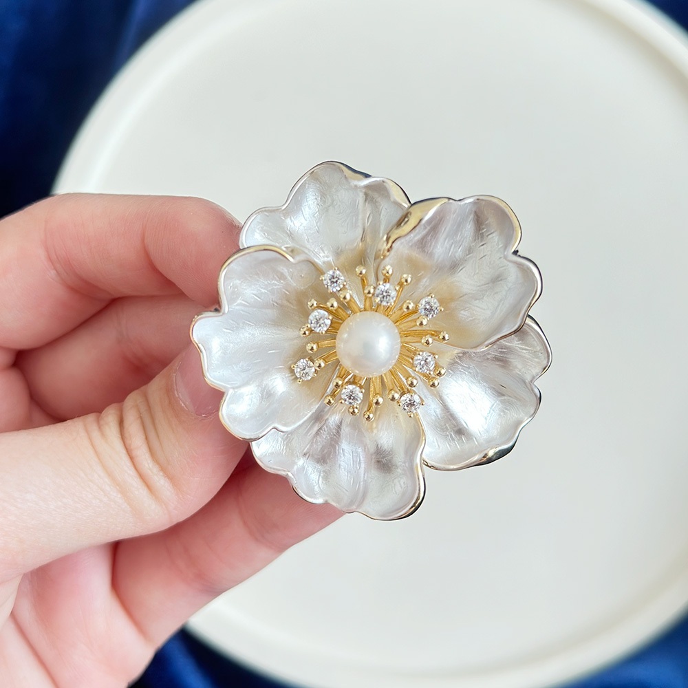 Jual Ophel Premium Handmade Fresh Water Pearl Flower Brooch/ bros ...