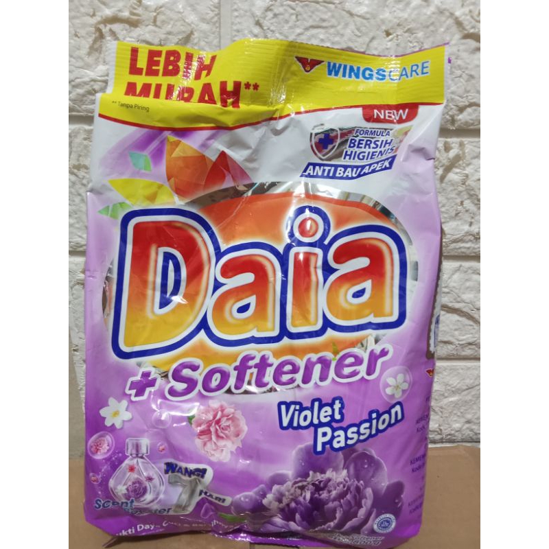 Jual Detergen Bubuk Daia+softener violet passion 800g | Shopee Indonesia
