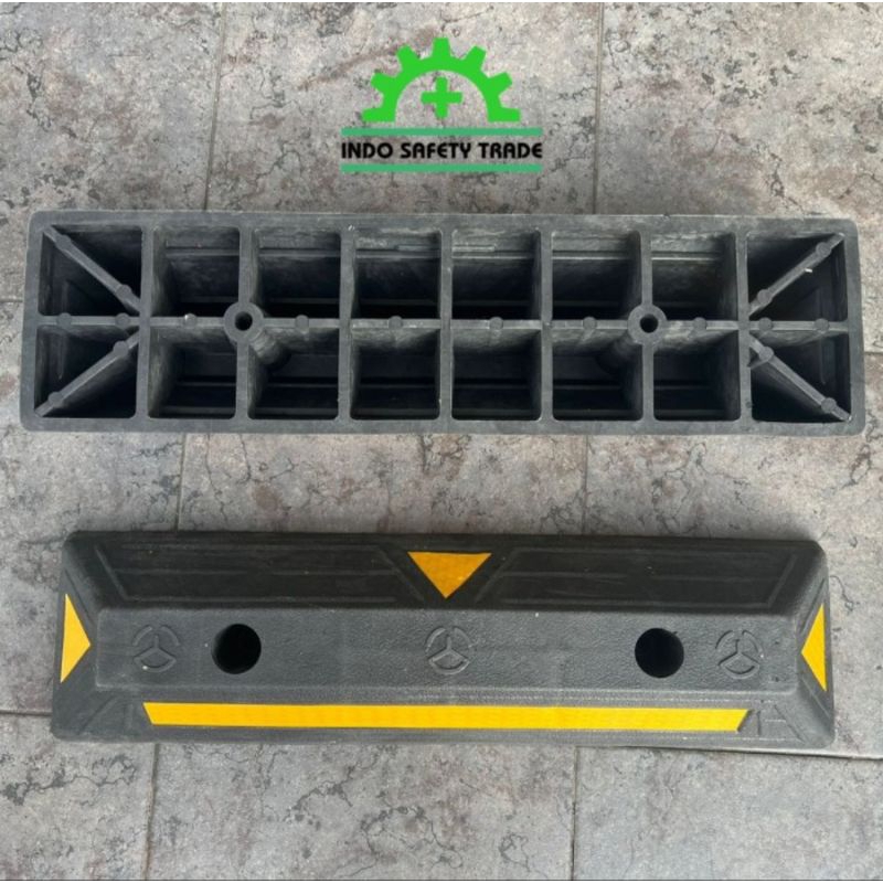 Jual wheel stopper parking pengganjal ban batas parkir stopper parking ...