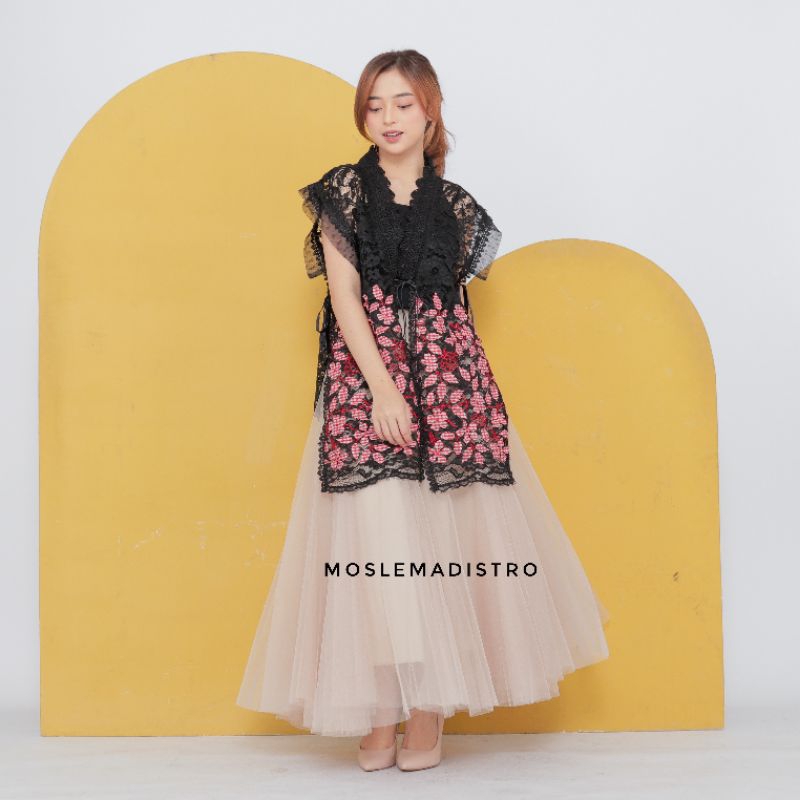 Jual VEST ROMPI BRUKAT GARDEN 3D LACE KEBAYA BORDIR UNIK | Shopee Indonesia