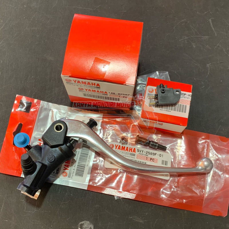 Jual MASTER REM DEPAN YAMAHA R1 BREMBO UNIVERSAL ORIGINAL | Shopee ...