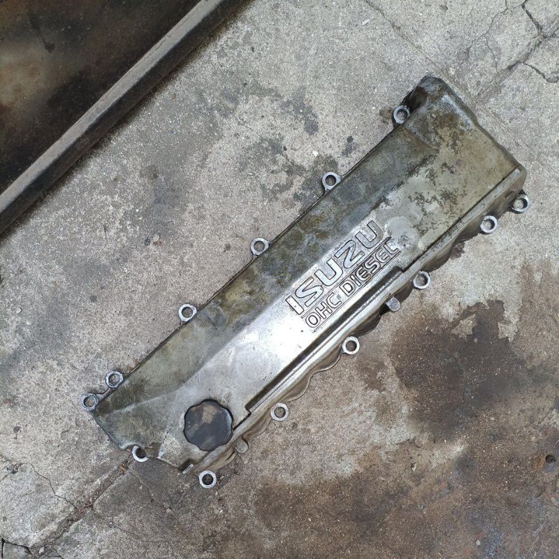 Jual tutup klep dek klep tutup mesin isuzu elf nkr71 turbo copotan ... Jual tutup klep dek klep tutup mesin isuzu elf nkr71 turbo copotan ...