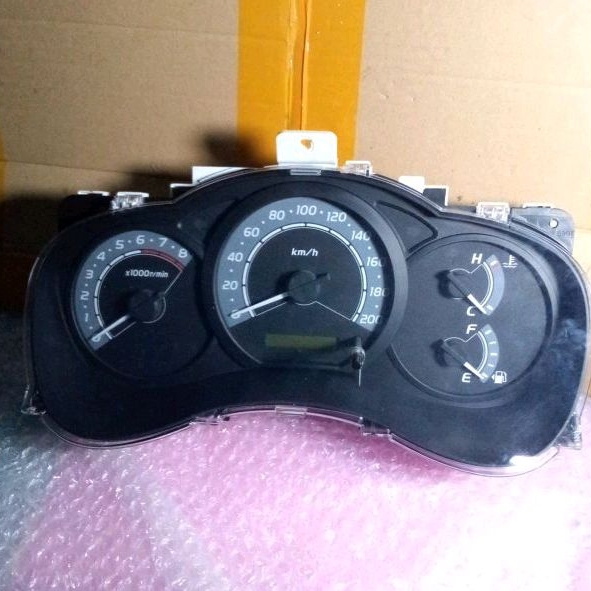 Jual Speedometer Innova Type G 2004-2009 Bensin manual soket 2 besar ...