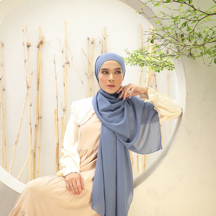 Jual Pashmina inner Ceruti baby doll Pashmina Iner Premium 2in 1 ...