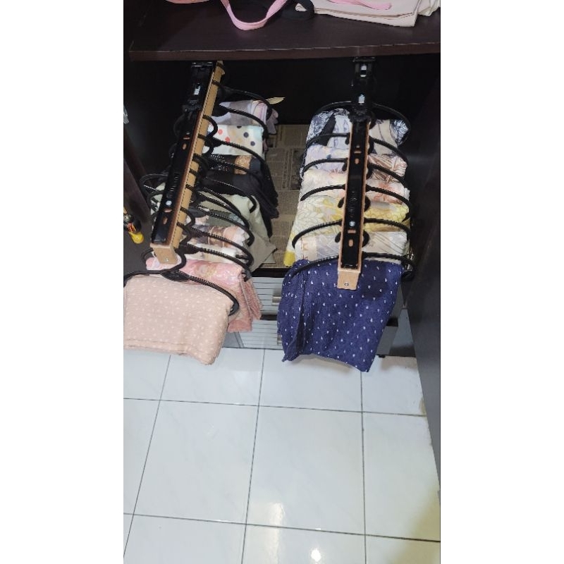Jual Rel hanger hijab tarik | Shopee Indonesia