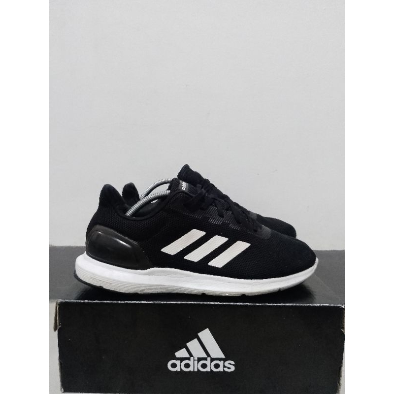 Jual Sepatu Second Branded 4D1D4S Cosmic 2 Hitam Size 43,5Sneakers ...