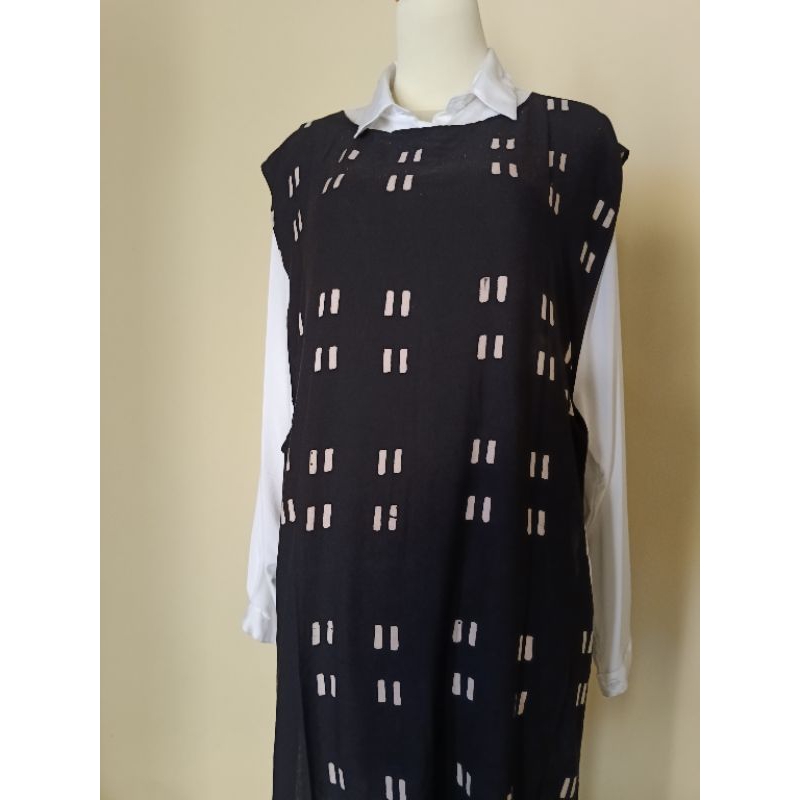 Jual READY long vest outer batik // vest batik panjang // vest motif ...