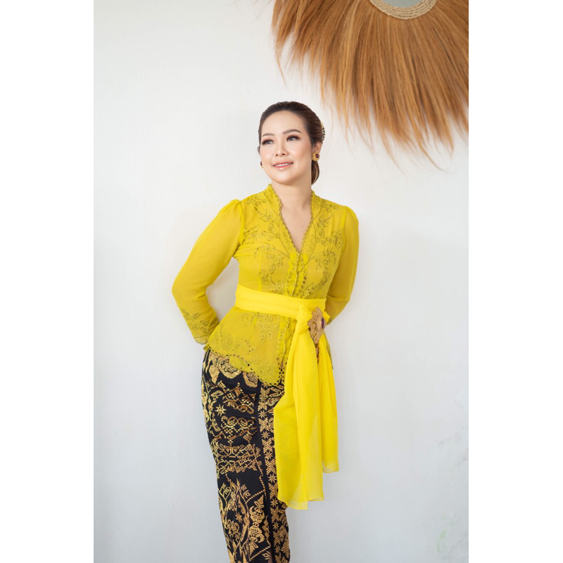 Jual bahan kebaya motif bunga rantai | Shopee Indonesia