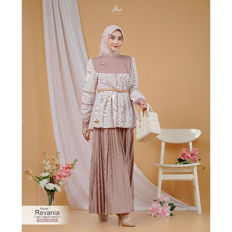 Jual REVANIA BLOUSE Dengan motif garis2 ( by arrafi ori ) | Shopee Indonesia