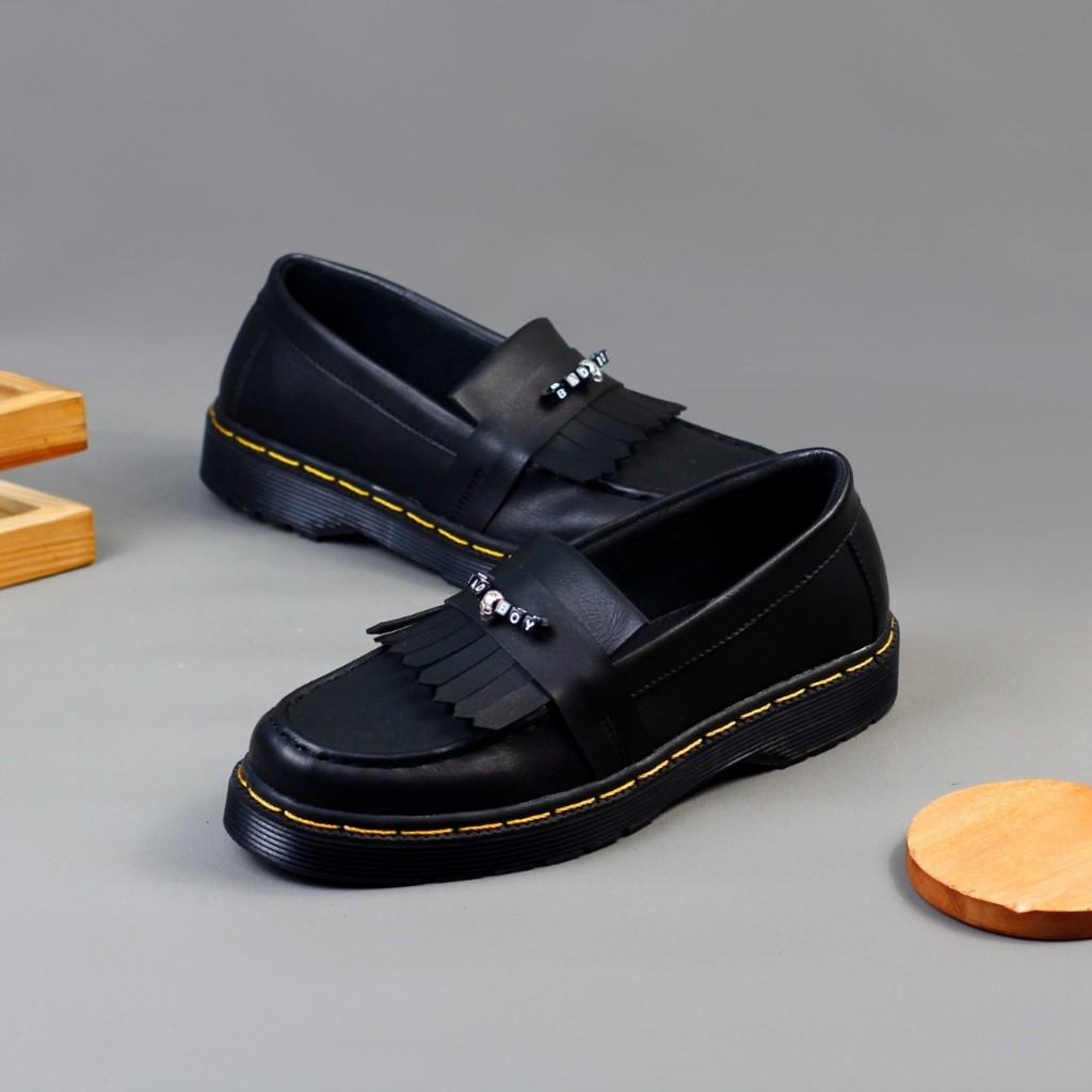 Jual Renewofficial - Sepatu Pria Docmart Loafers Slip On Casual Formal ...