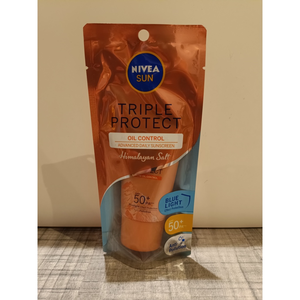 Jual Nivea Sun Triple Protect Oil Control Himalayan Salt SPF 50 PA ...