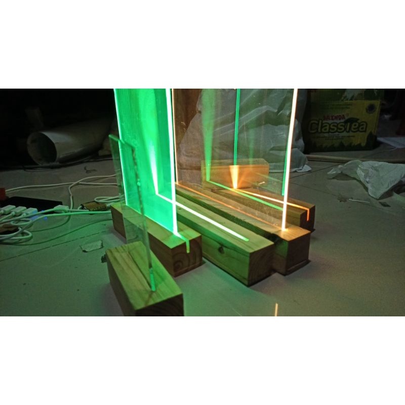 Jual Dudukan Lampu Akrilik / Stand Acrylic LED USB A4 / A5 / A6 ...