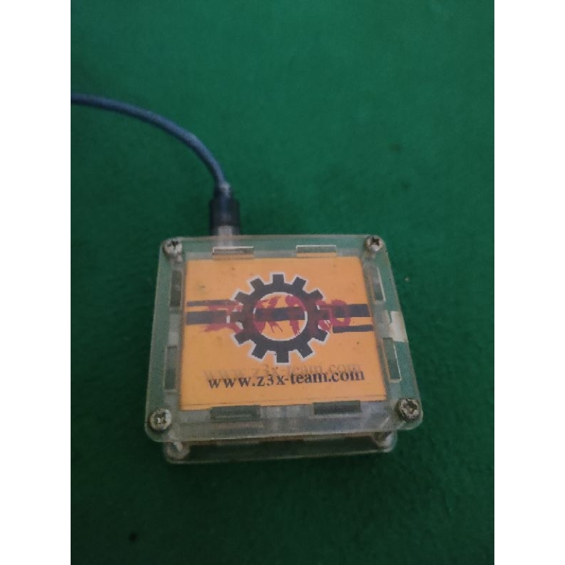 Jual z3x box gold pro buat All Samsung sudah full aktifasi normal bonus ...