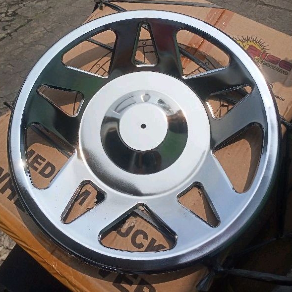 Jual weldop velg truk dop roda ring 16 truk/bus 2pcs belakang motif ...