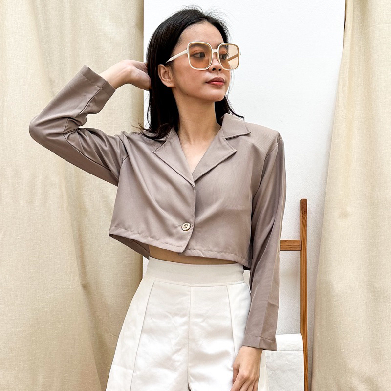 Jual Eyli Blazer Outter Crop Top Twill Baleno - Atasan Baju Wanita ...