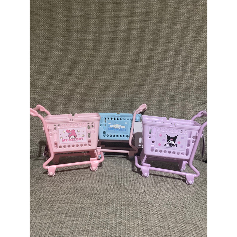 Jual Miniso x Sanrio mini trolley kuromi my melody cinnamoroll | Shopee ...