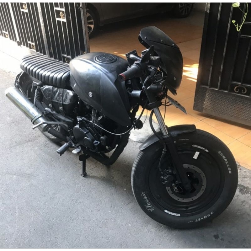 Jual motor custom caferacer pulsar, bukan bobber xsr megapro ninja ...
