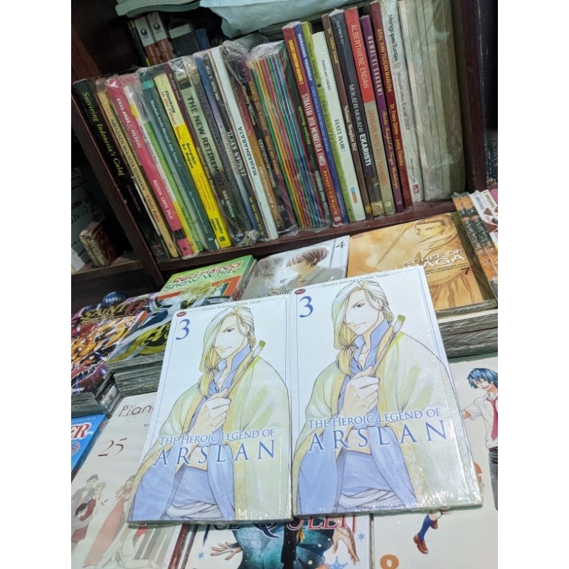 Jual komik the heroic legend of arslan series 3 | Shopee Indonesia
