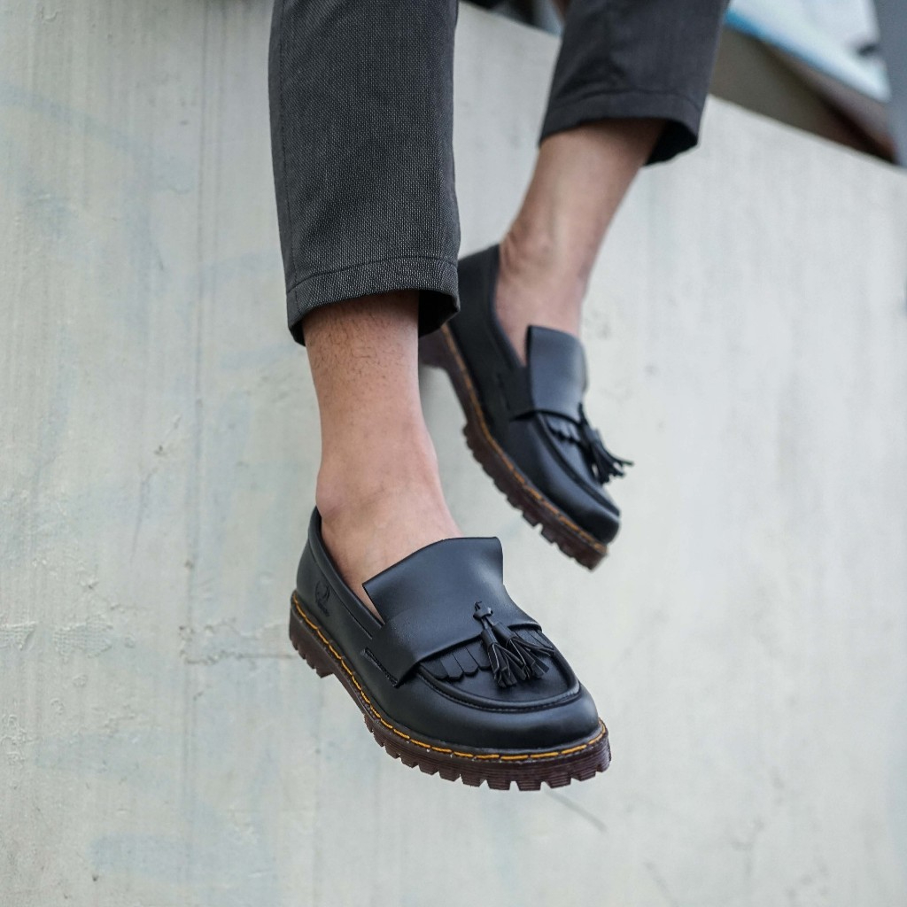 Jual Loafers Pria Original Caraka Footwear Oustole Coklat Kaca | Sepatu ...