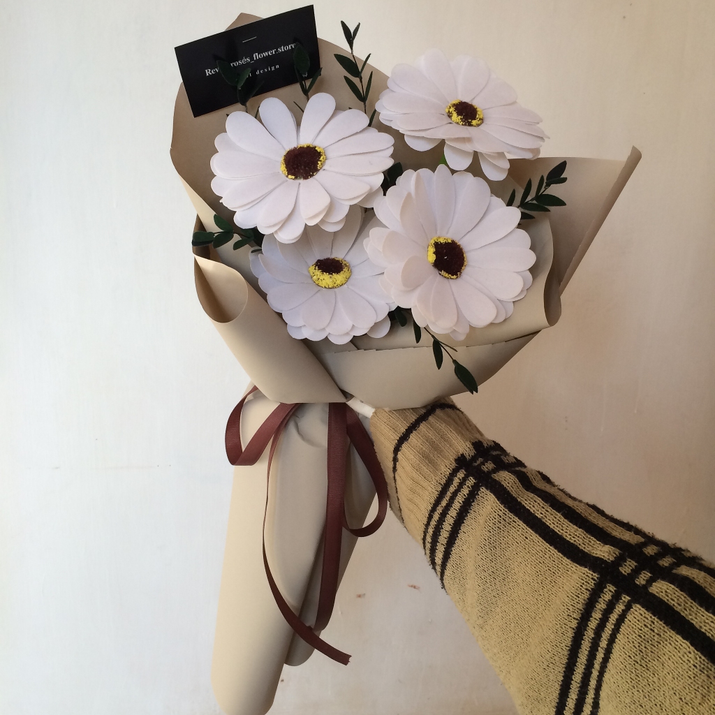 Jual Revalarose flower Hand Bouquet 4 Tangkai Daisy Putih Custom warna ...