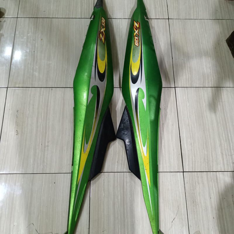Jual Cover dek body belakang Kawasaki ZX 130 zx130 sapi Original ...