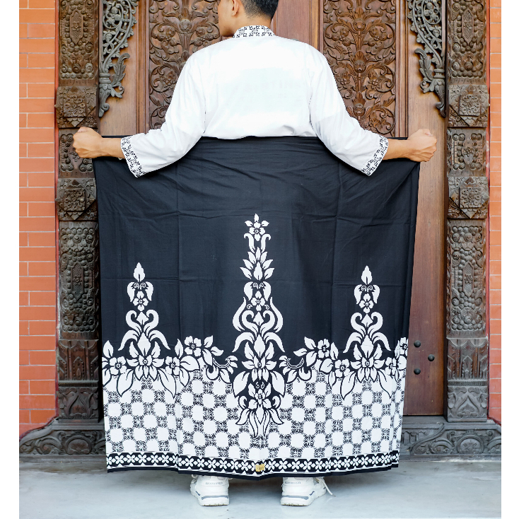 Jual Sarung Batik Tulis Pria Premium Pekalongan Hitam Putih BTBN002 ...