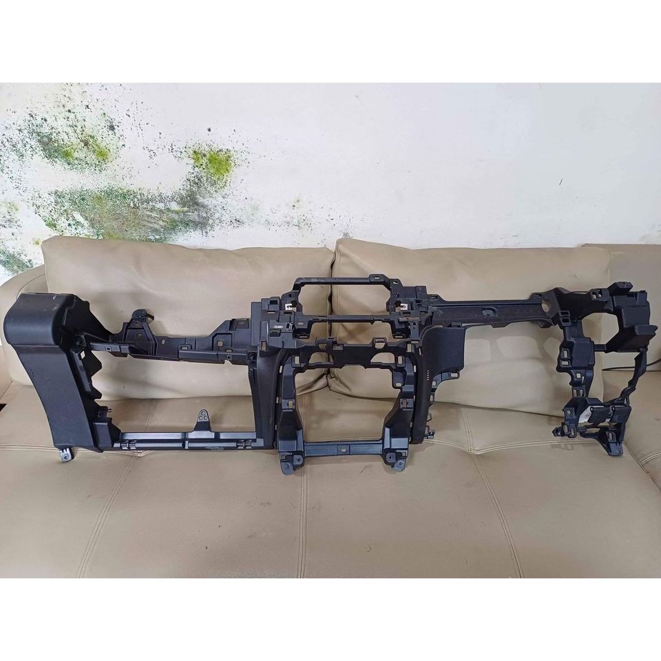 Jual Rangka Frame Meja Dashboard Bawah Innova Inova Reborn Original ...