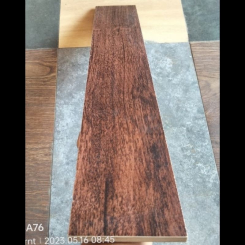 Jual Granit list plint keramik ukuran 10x60 motif kayu matt dopp walnut indogress kw1 | Shopee ...
