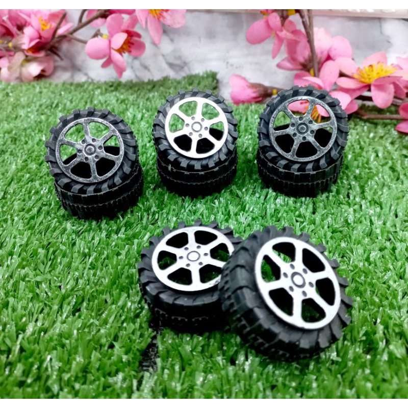 Jual Roda Mobil Mainan Plastik Isi 4pcs Uk 3cm | Shopee Indonesia