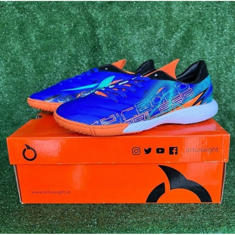 Jual Sepatu Futsal ORTUSEIGHT Catalyst Legion V3 in ORIGINAL | Shopee ...