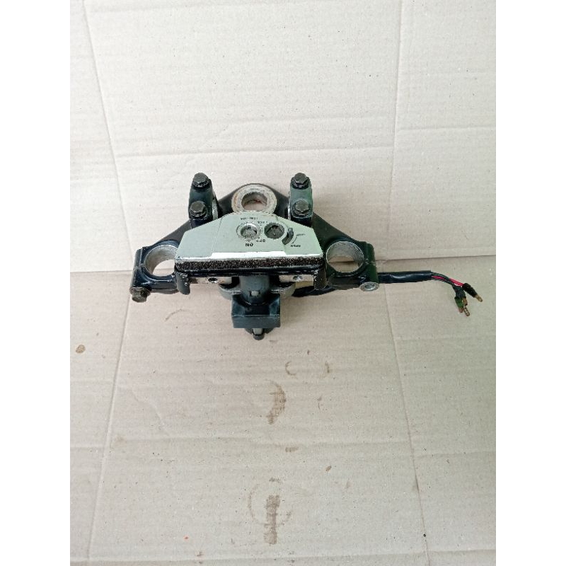 Jual segitiga atas tiger revo pece original | Shopee Indonesia
