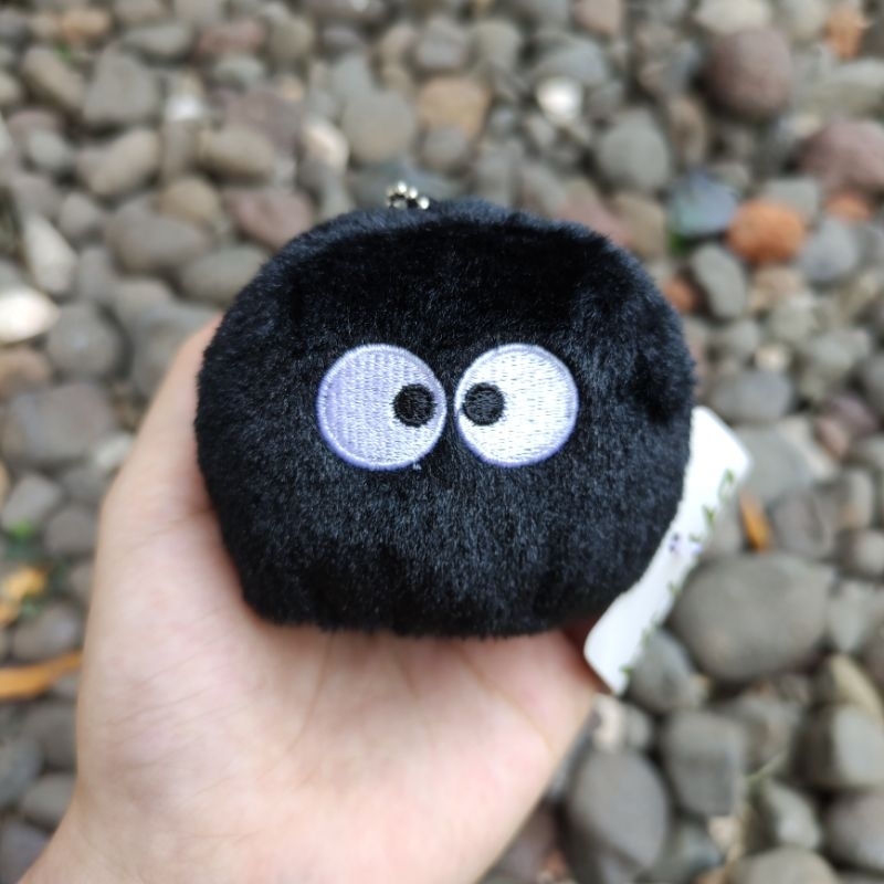 Jual Kutu Hitam Boneka Ganci Keychain Sun Arrow Susuwatari My Neighbor ...