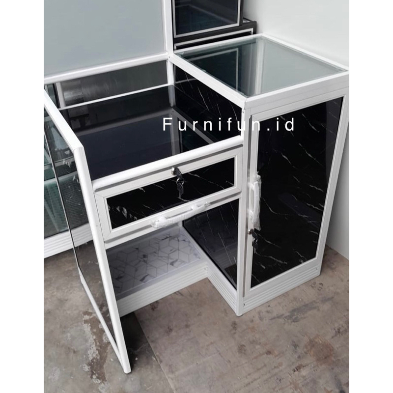 Jual Meja Kasir Kaca / Meja Kasir Aluminium Kombinasi Acp | Shopee ...